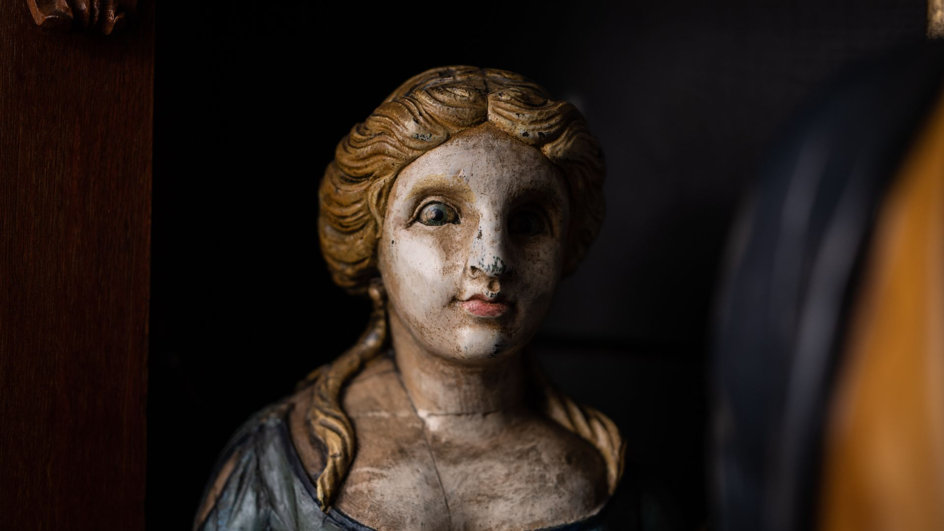 Iconic Statement Antiques – Trinity Marine