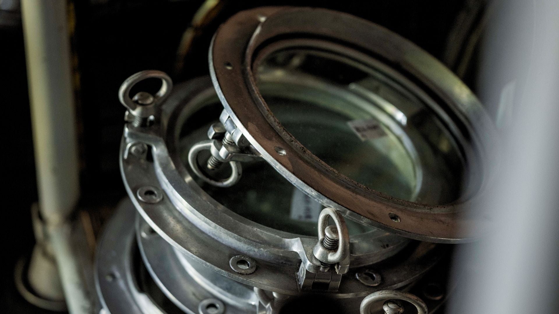 Portholes & Windows – Trinity Marine