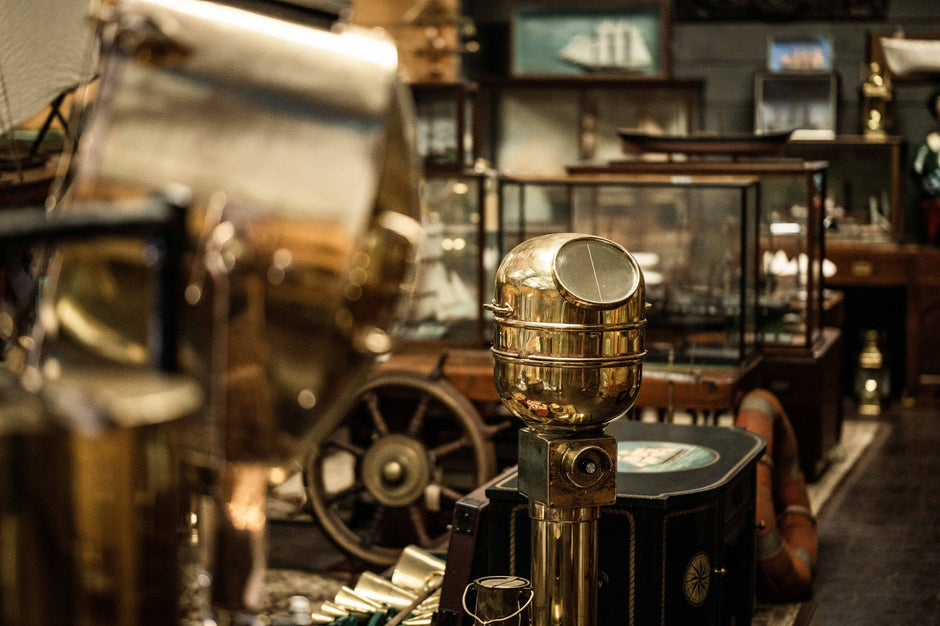 Antiques and Collectables – Trinity Marine